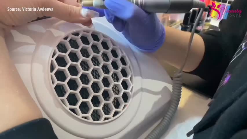 Magpie full on tips infill | Watch me work express press on extension ...