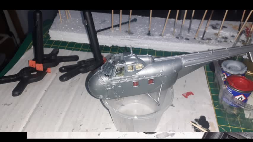 UH-19A "Rescue Chickasaw" 1/72 Italeri model kit ,step by step building ...